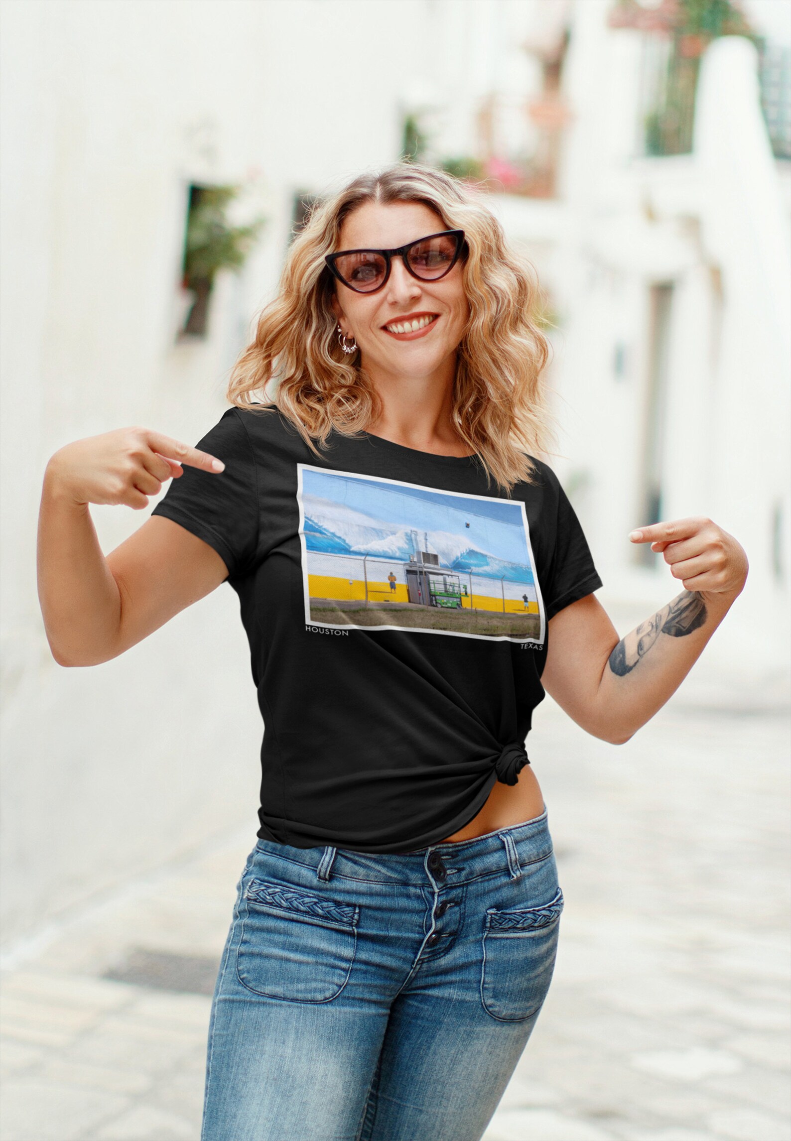 Graphic Tee Street Art Photo T-shirt Unisex Photography - Etsy