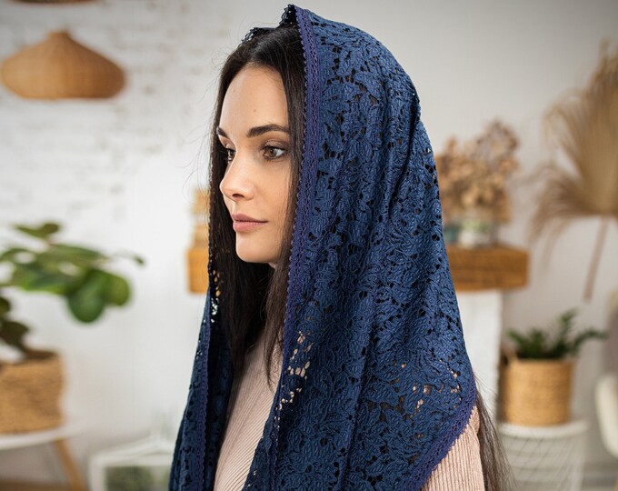 READY-TO-SHIP Navy Blue Lace Infinity Mantilla With Clip Head Covering ...