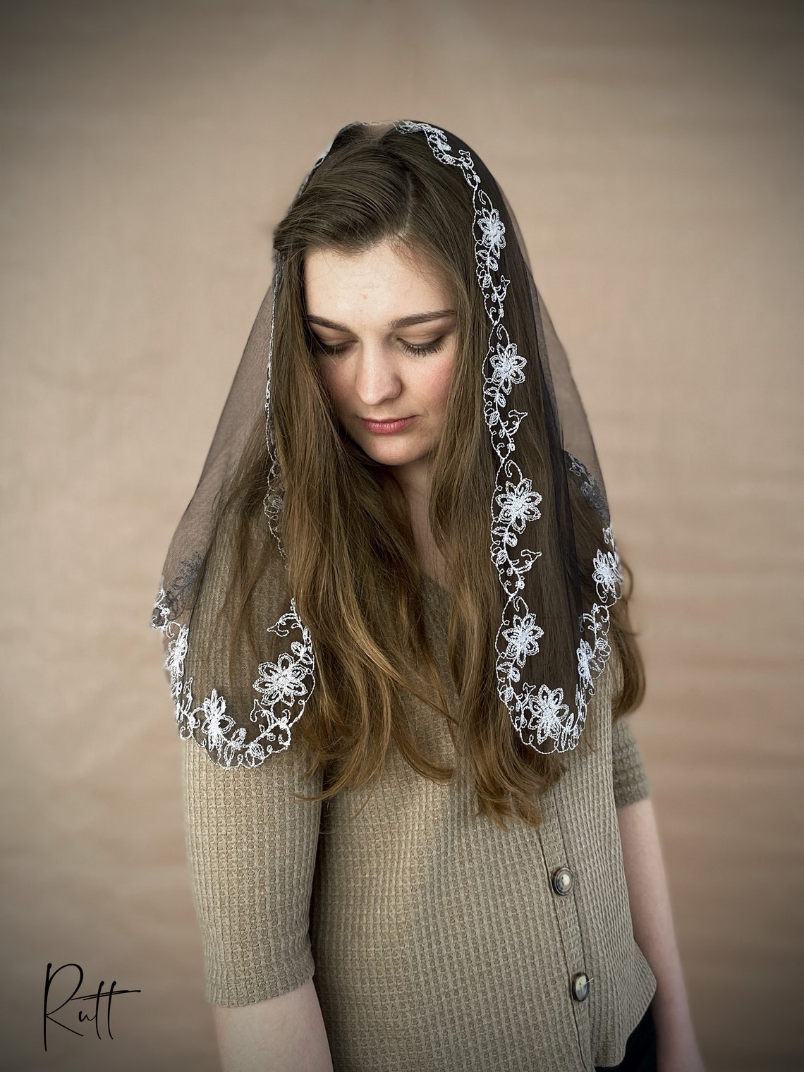 Black Mantilla With Silver Floral Embroidary Church Head - Etsy