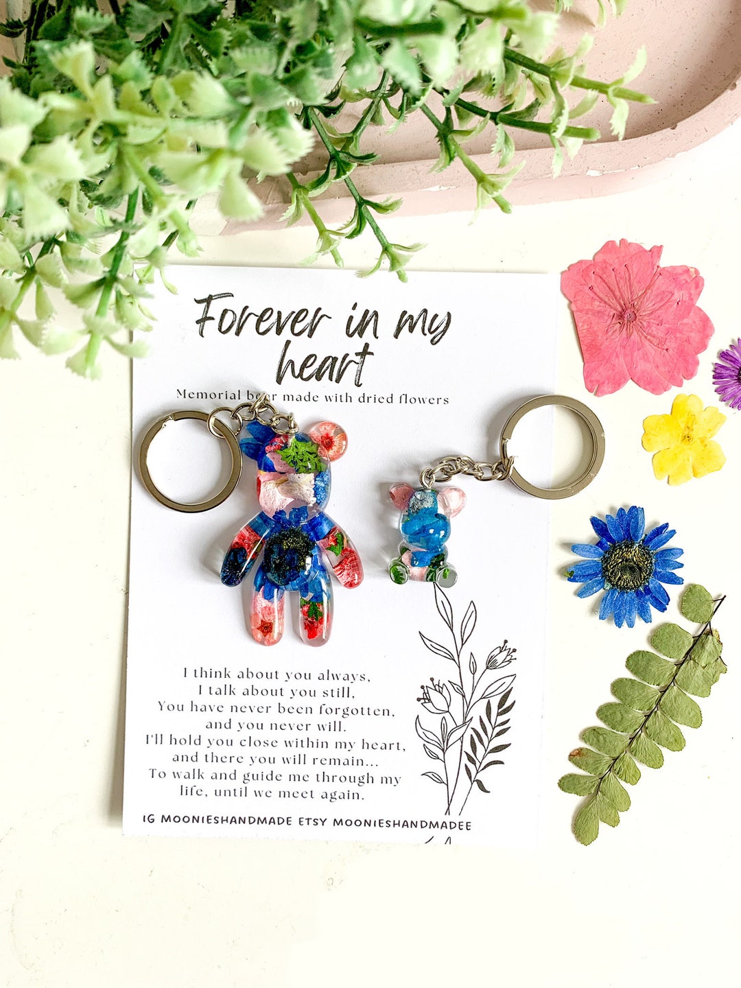 Memorial Gift, in Loving Memory Keyring, Forever in Our Hearts, Dried ...