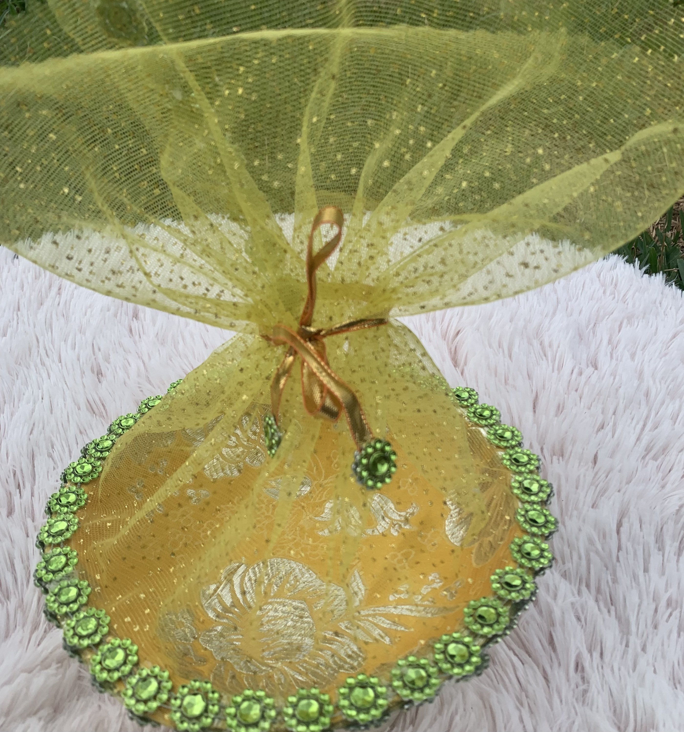 Maiyon Fruits/mithai Basket, Nikkah Fruits/mithai Basket, Mehndi Fruits ...