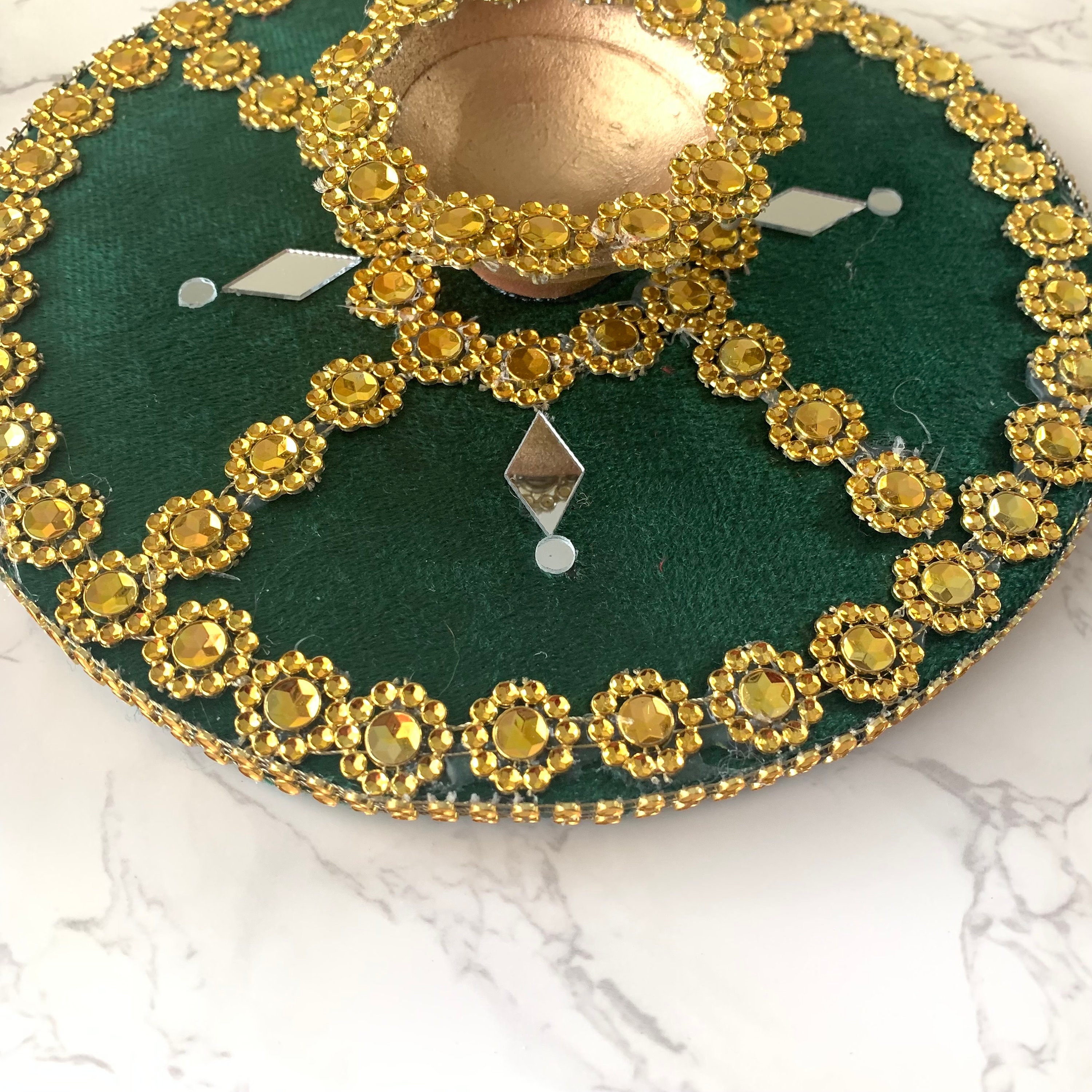 Mehndi Thaal: Gold Trim Haldi Tray With Bowl - Etsy