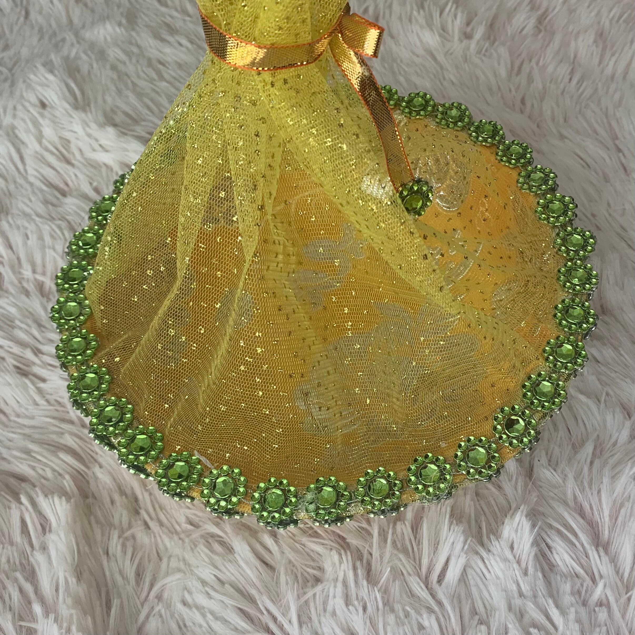 Maiyon Fruits/mithai Basket, Nikkah Fruits/mithai Basket, Mehndi Fruits ...