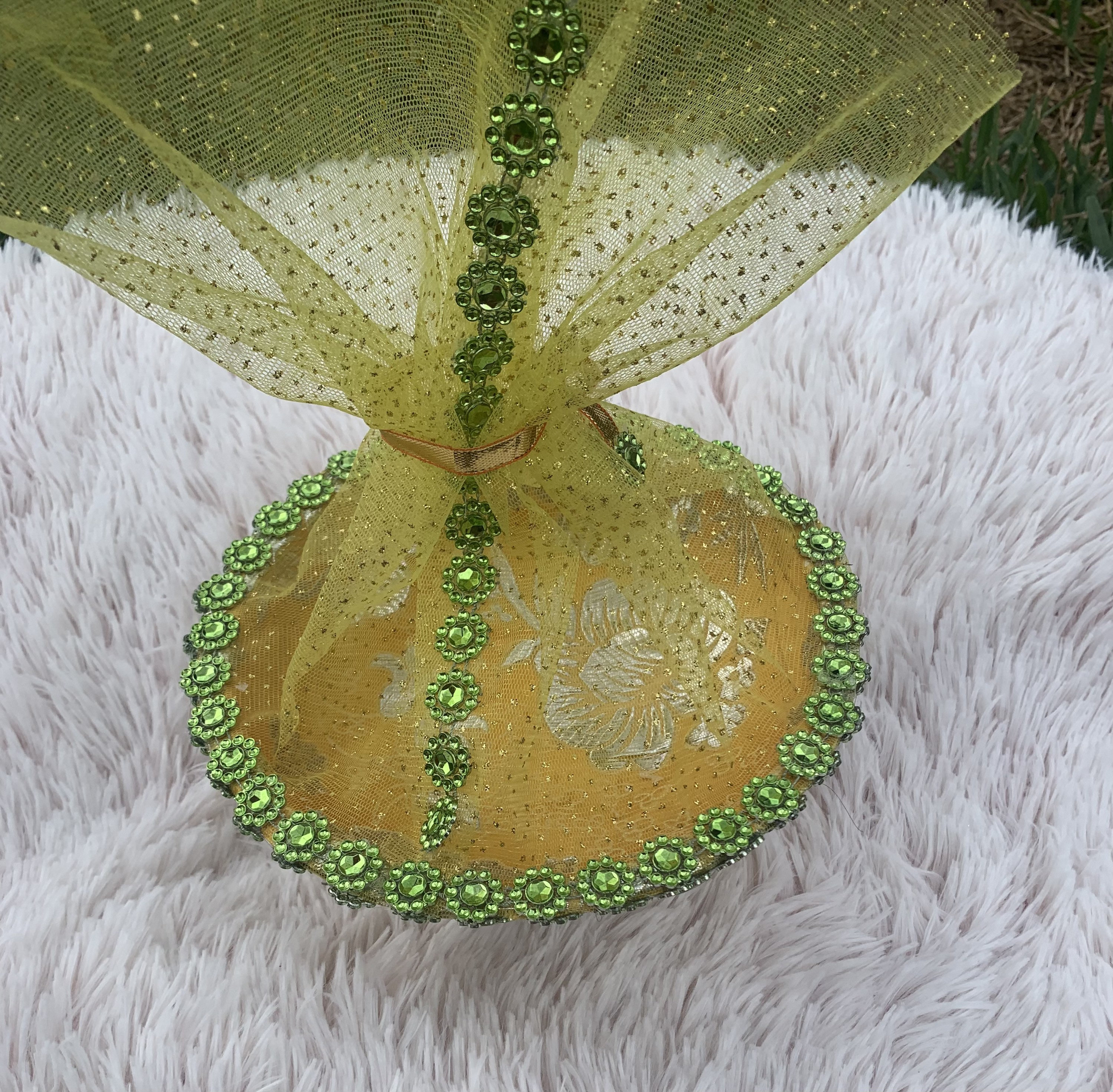 Maiyon Fruits/mithai Basket, Nikkah Fruits/mithai Basket, Mehndi Fruits ...