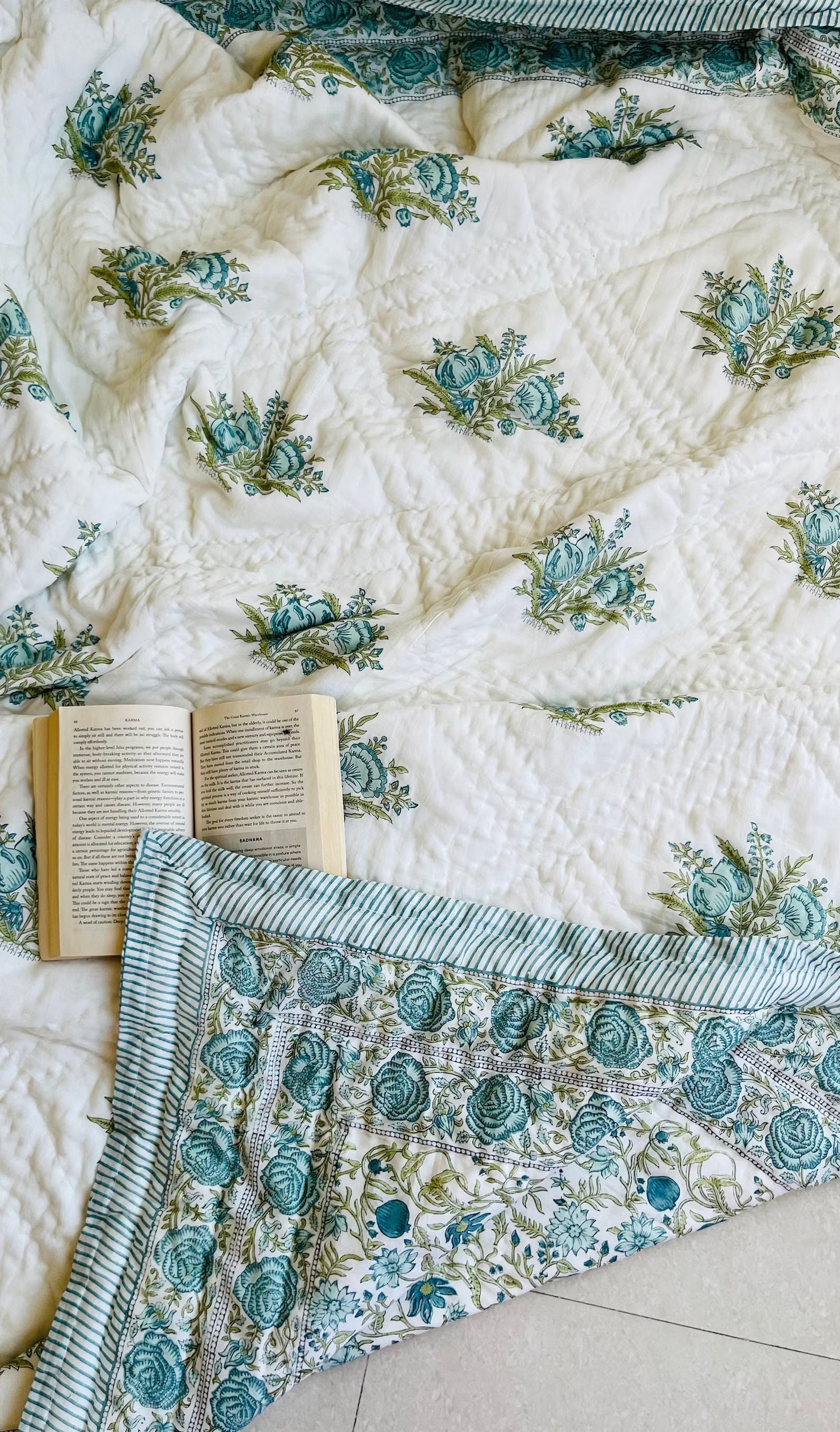 Hand Block Print Quilt: Reversible Floral Cotton Queen Size - Etsy