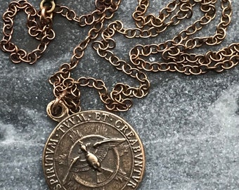 Holy Trinity Necklace | Etsy