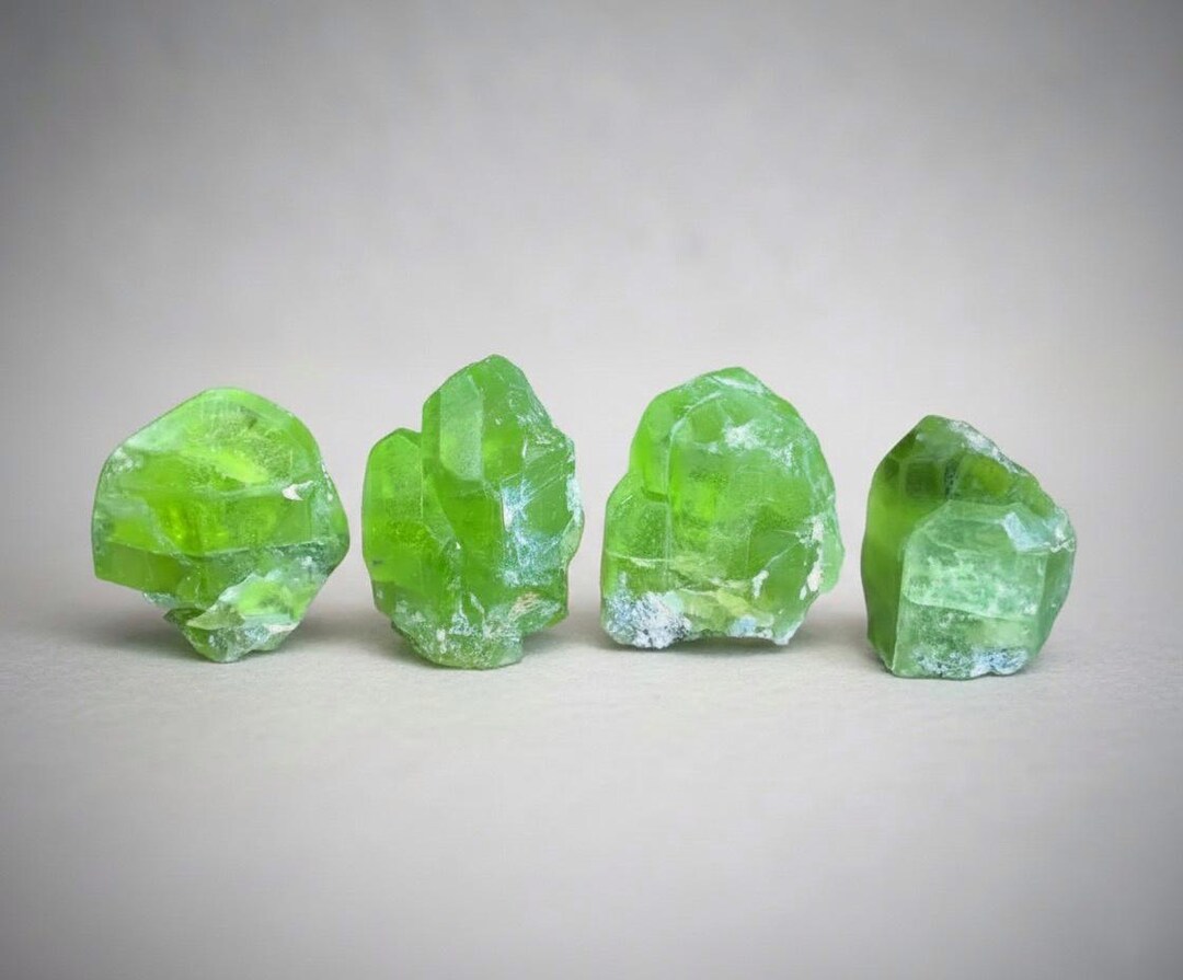 Terminated Olive Green Peridot Crystals Lot From Supat Valley Pakistan ...