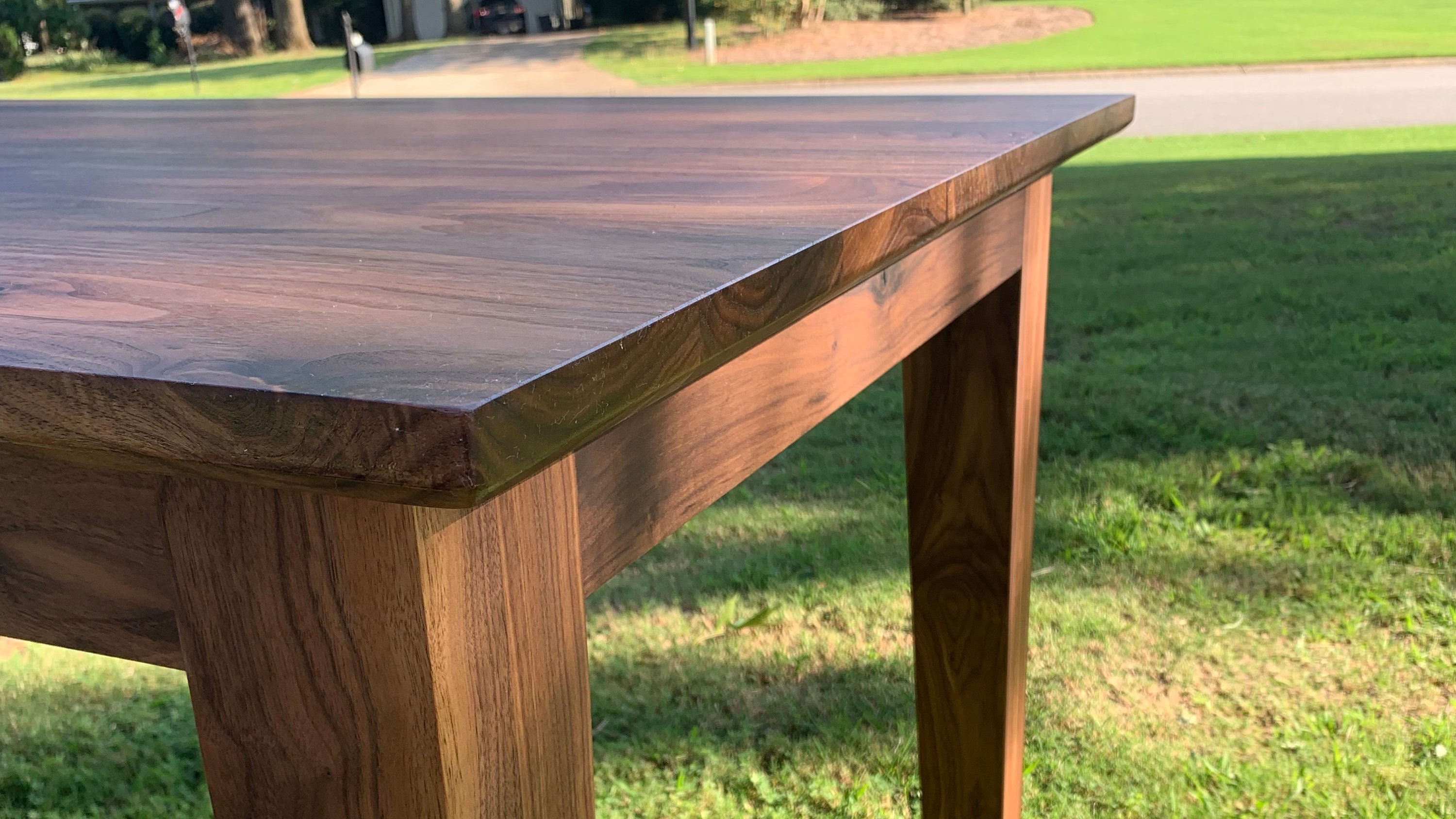 Walnut Dining Room Table - Digital Woodworking Plans - PDF Woodworking ...