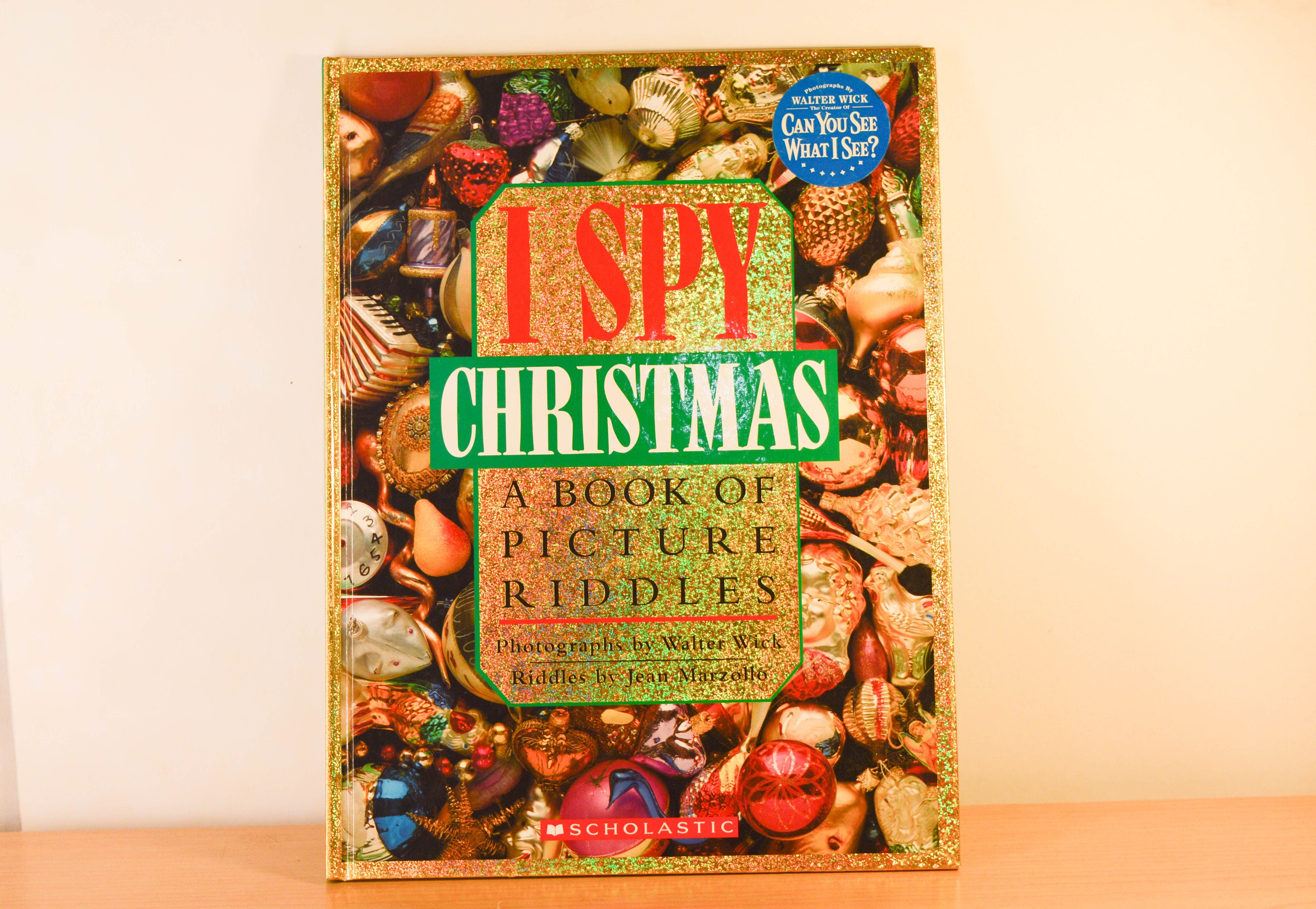 I Spy Christmas Book A Book of Picture Riddles / Walter Wick - Etsy
