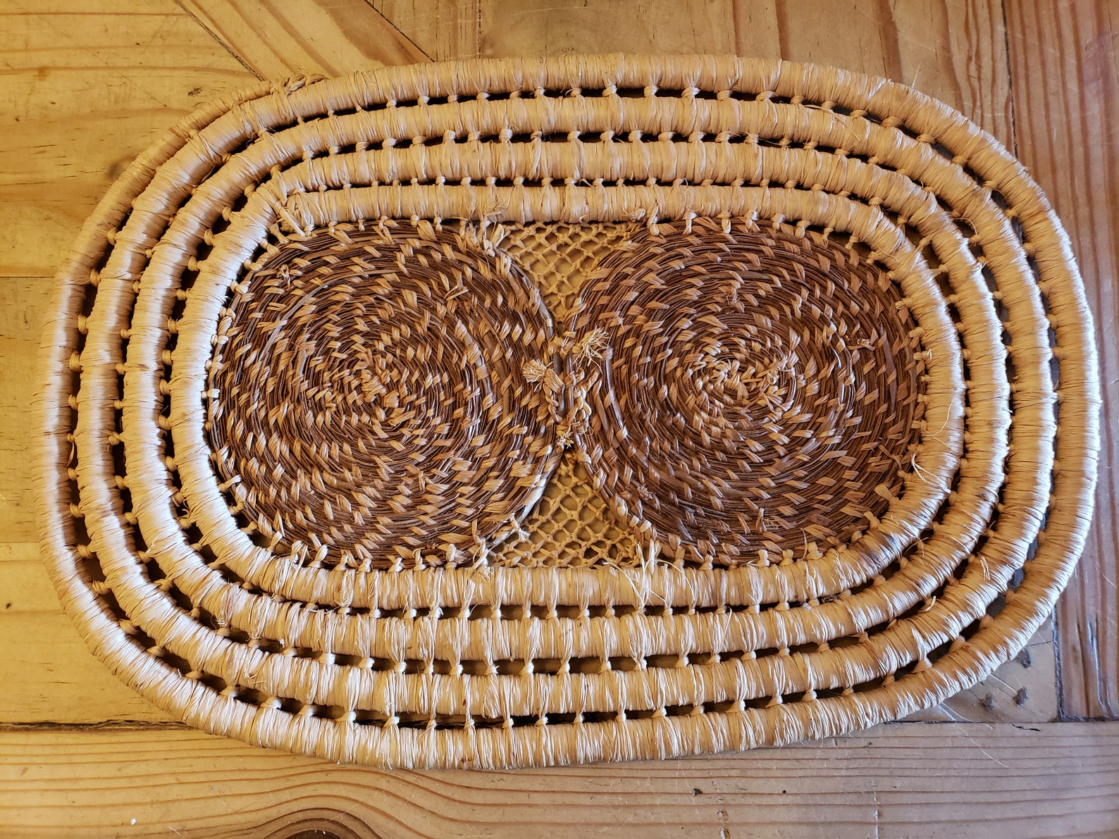 Vintage Trivet - Etsy