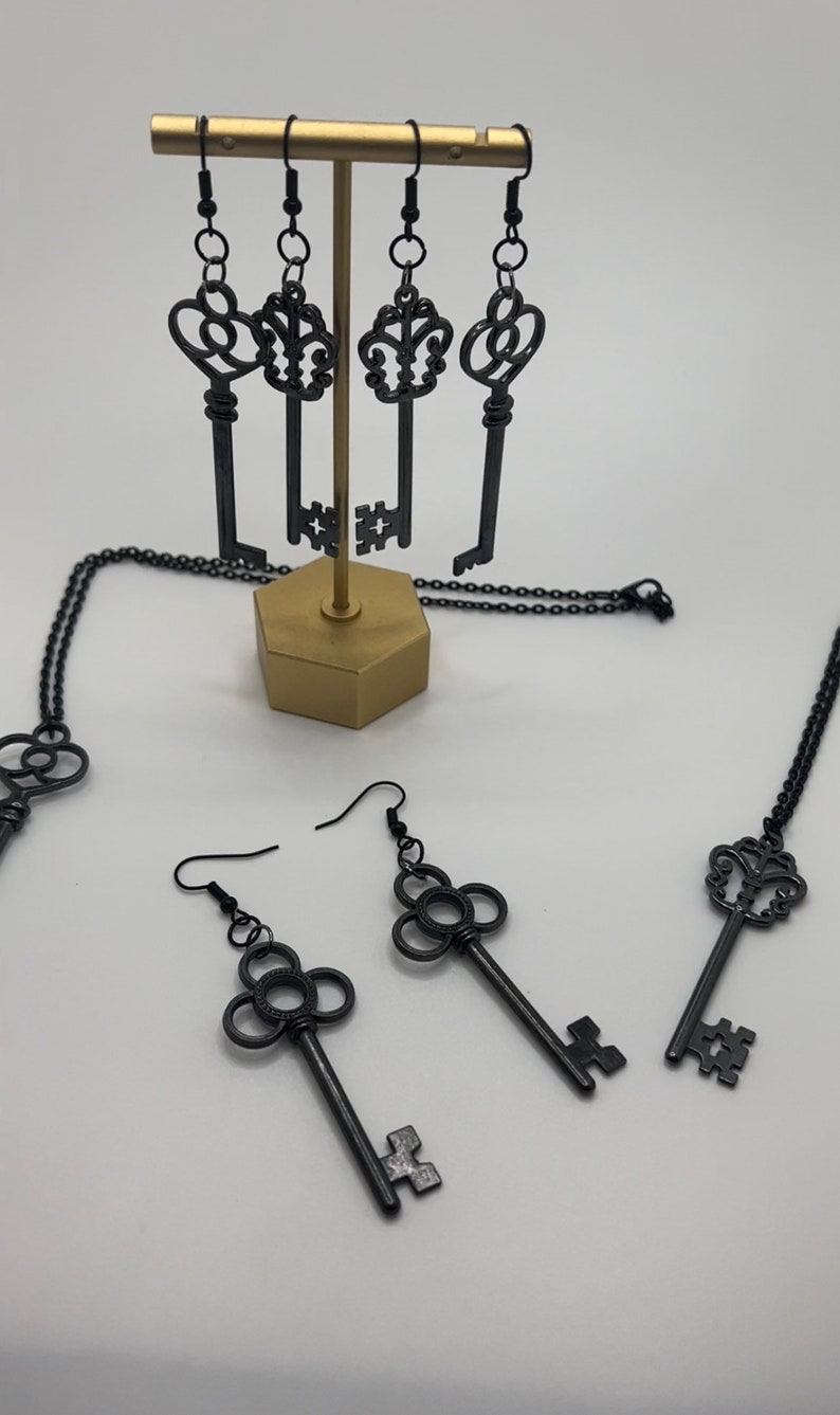 Black Skeleton Key Jewelry Set. Hecate Gothic Key Necklace & Earrings ...