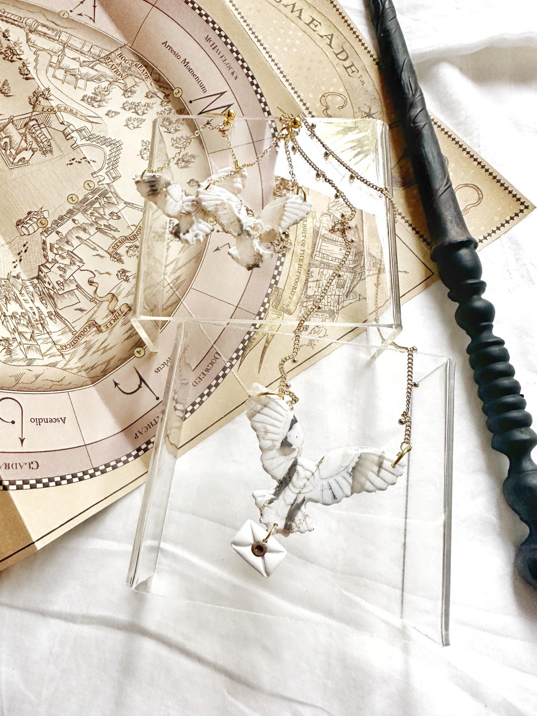 Hogwarts Houses - Hedwig & Letter| Pearly Snow Owl and Wizard Letter ...