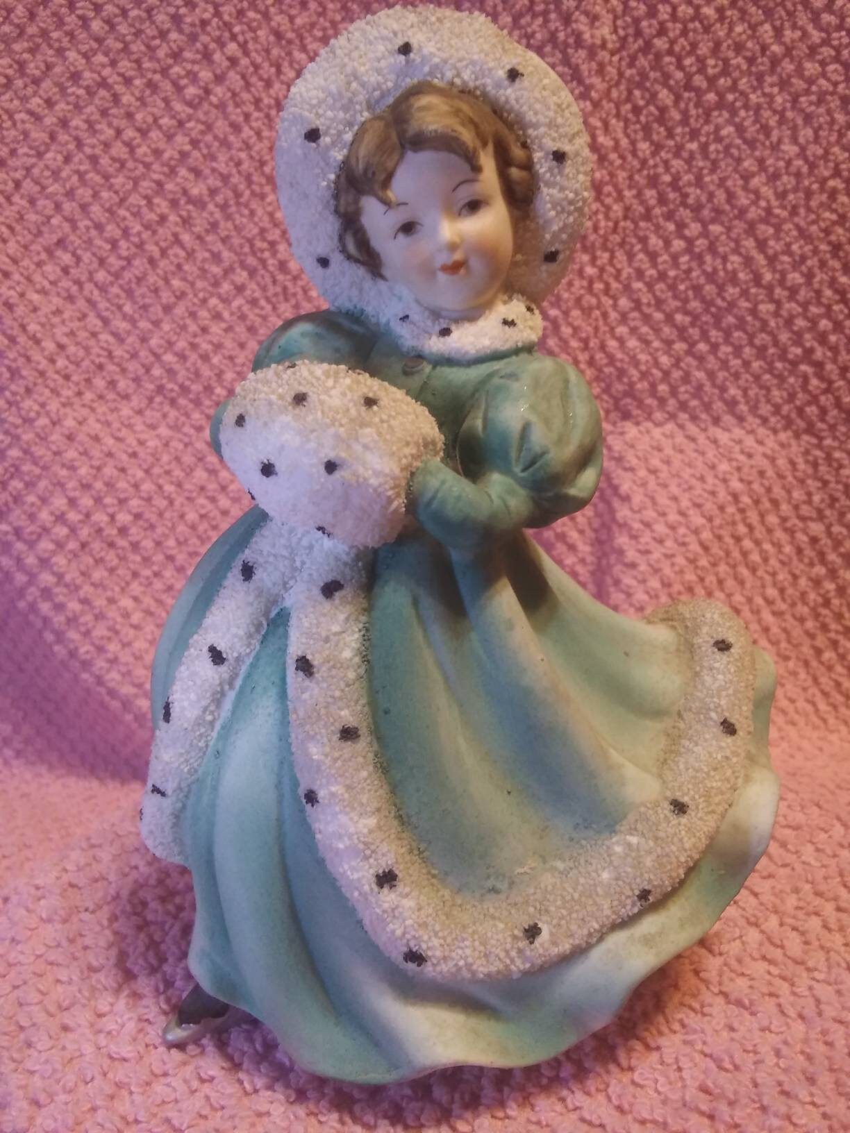 Lefton Girl Ice Skater Figurine KW4834 Winter - Etsy