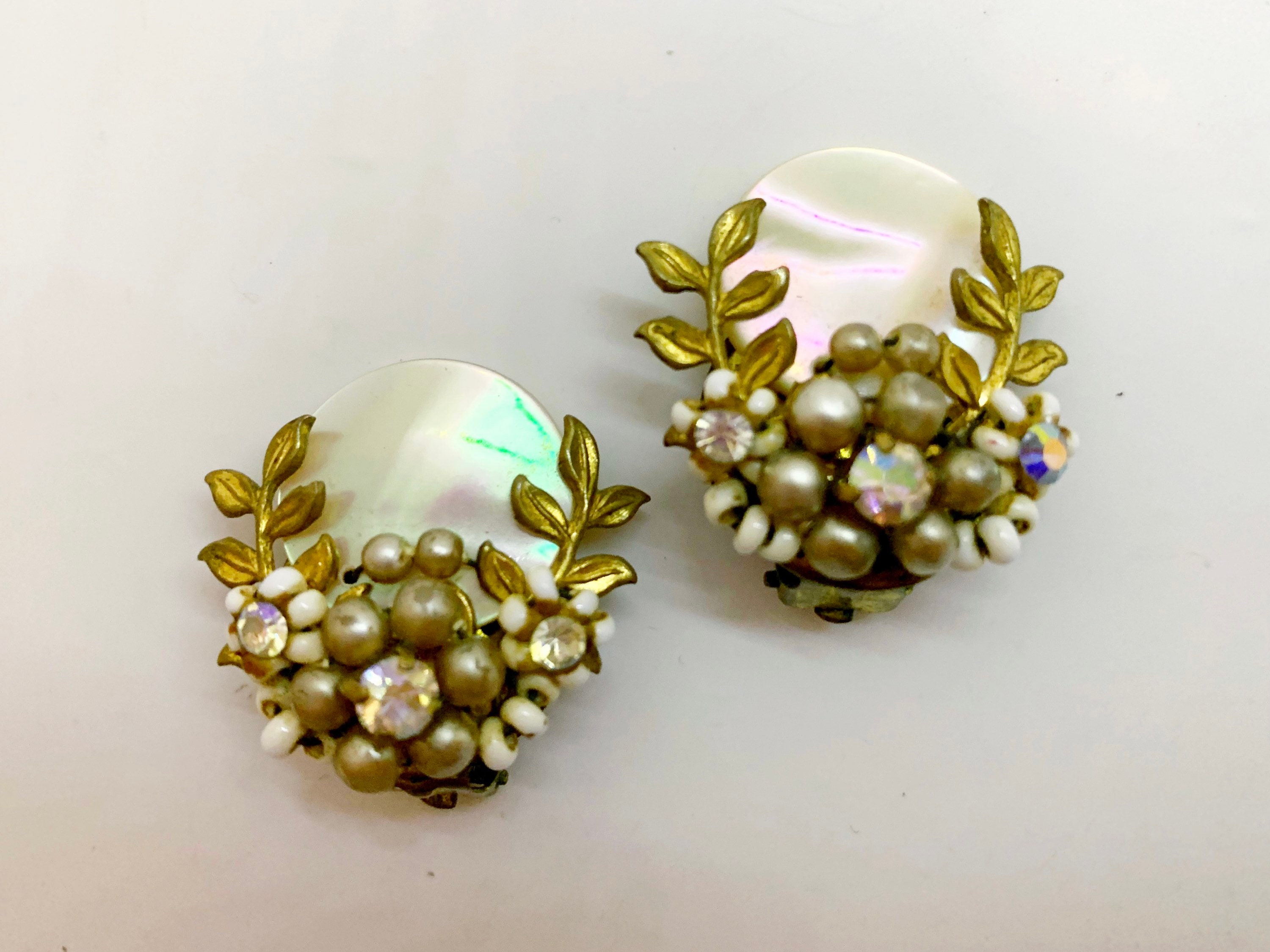 Vintage Unsigned Miriam Haskell Mother of Pearl and Wired Seed Bead ...