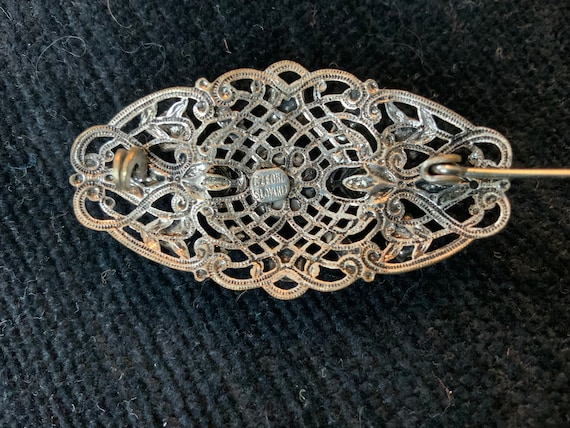 Vintage Czechoslovakia Filigree Metalwork brooch with… - Gem