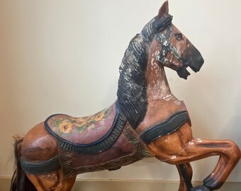 Musical Carousel Horse From Giftec Carousel Collection, Vintage White ...