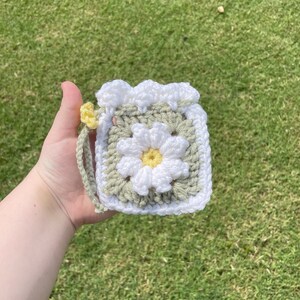 Small Crochet Flower Drawstring Pouch - Etsy