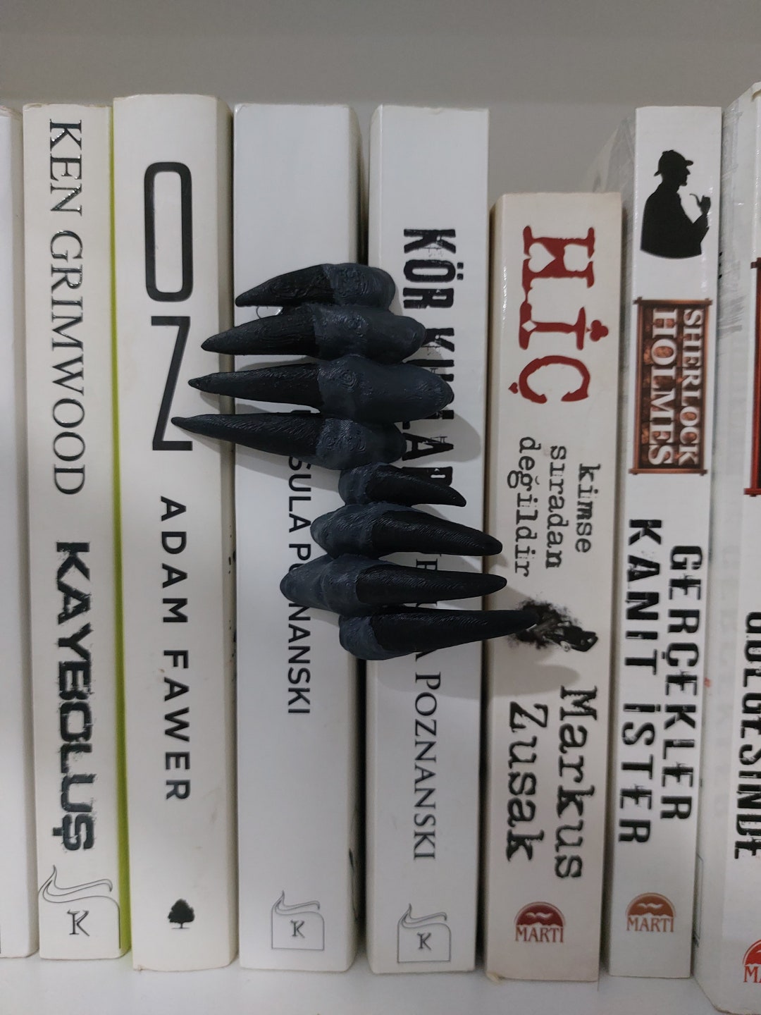 3d-printed Halloween Monster Claw Bookend - Etsy