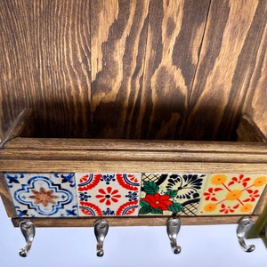 Wall Key Holder & 4 Keys Hooks, Rustic Storage Shelf and Hook ...