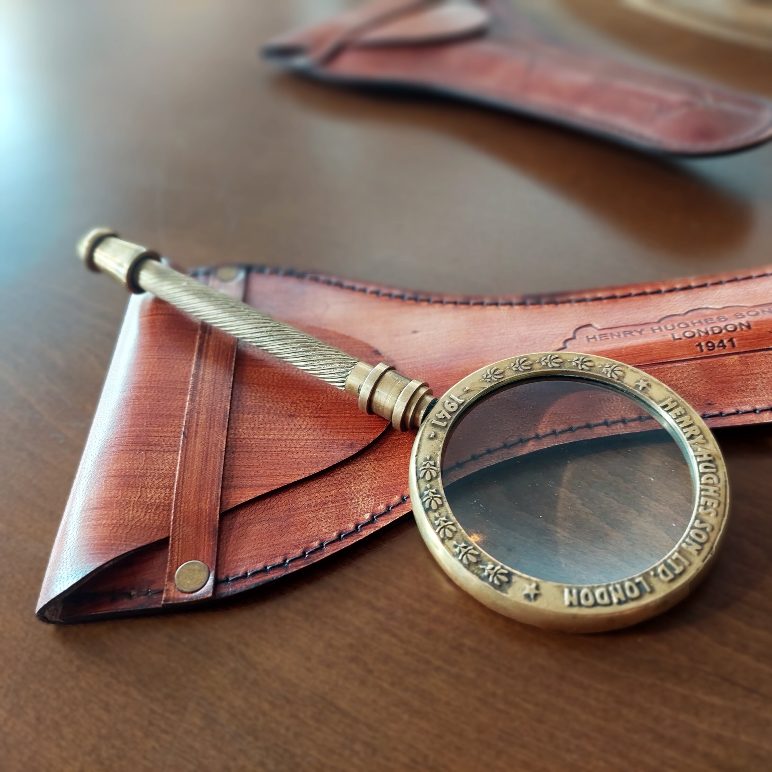 Personalized Magnifying Glass With Leather Cover - Etsy