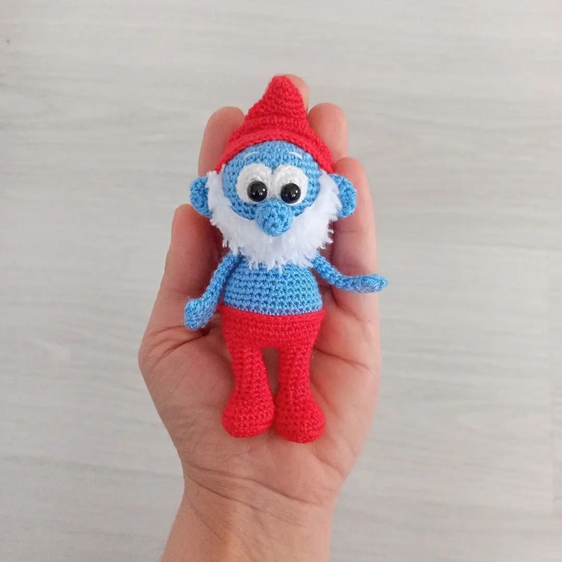 Amigurumi Smurfs Characters: Smurfette, Papa Smurf, Clumsy Smurf Dolls ...
