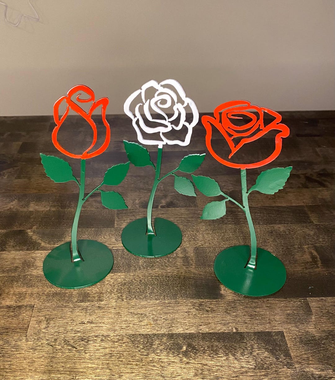 Standing Metal Roses (set of 3) - Etsy