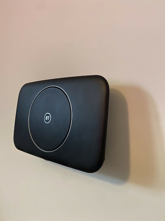 BT Smart Hub 2 Wall Mount Bracket Includes Screws & Rawl Plugs - Etsy UK