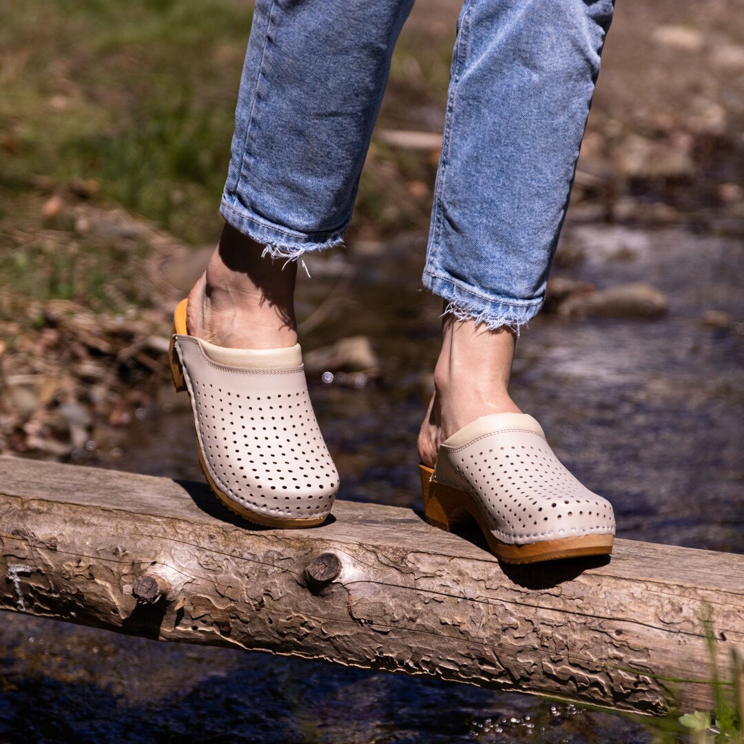 Comfortable Wooden Clogs in Beige - Handcrafted From Natural Leather ...