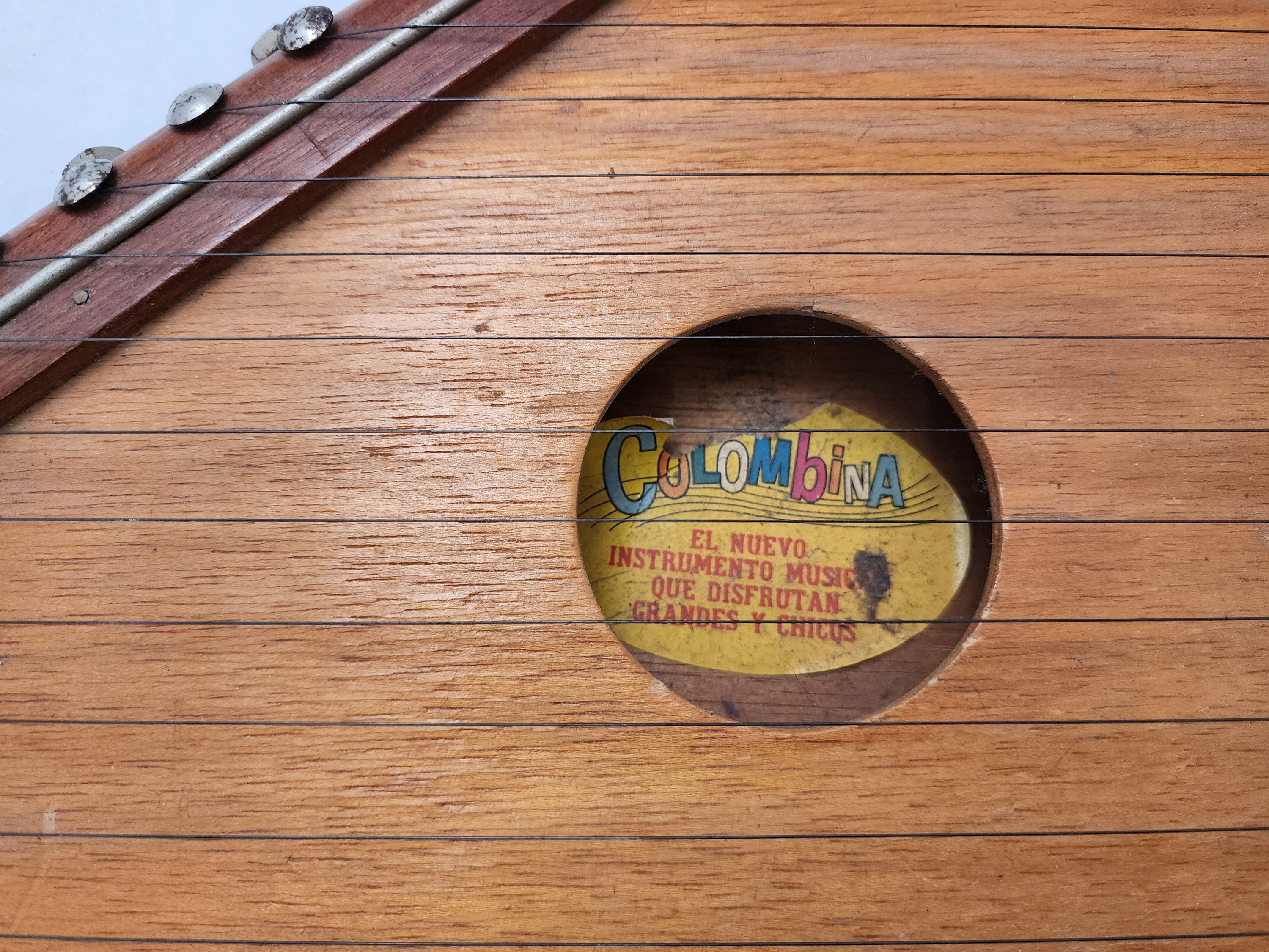 Colombia Instrument, Lap Harp, Hand Harp, Dulcimer, Missing One String ...