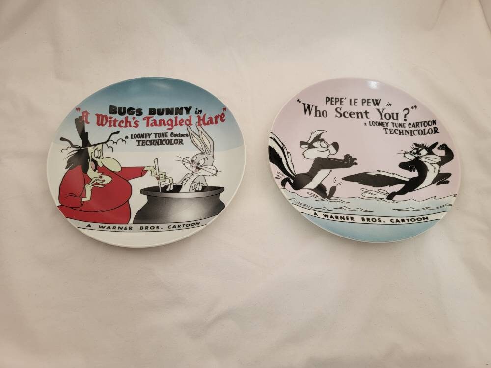 1994 Warner Brothers Bugs Bunny and the Witch Pepe Le Pew - Etsy