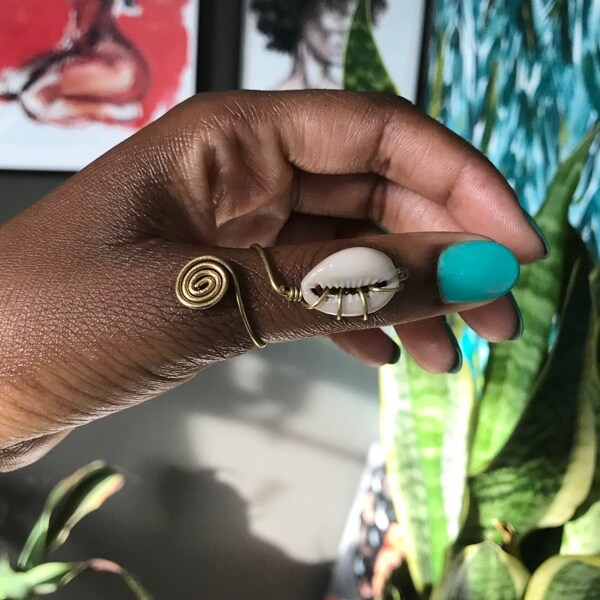 Brass Shell Necklace - Etsy