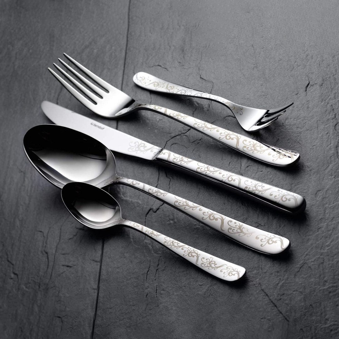 30 Piece Fine Cutlery Set With Floral Pattern Engraving 'winnipeg ...