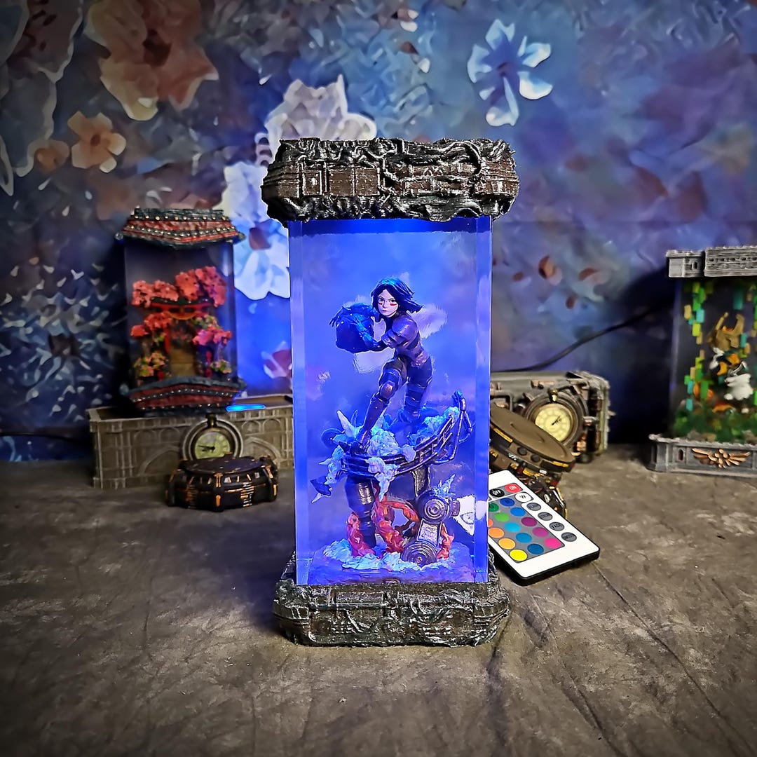 Battle Angel Artisan Resin Lamp, Cartoon Character Handmade Resin Lamp ...