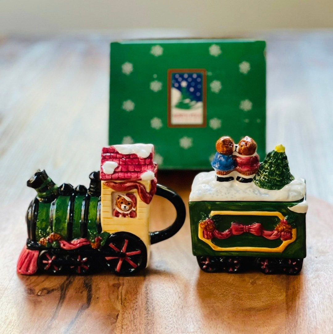 Vintage New Old Stock Glazed Ceramic Teddy Bear Christmas Train Cream ...