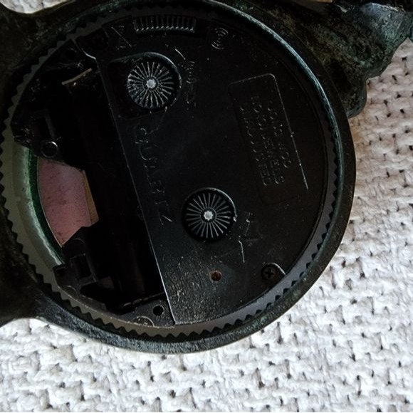 Pewter Green Solid Seagull Quartz Shelf Clock 7 X 3 - Etsy