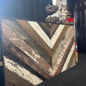 Retail Counter-cash Wrap Counter-retail Store Counter-chevron Pattern ...