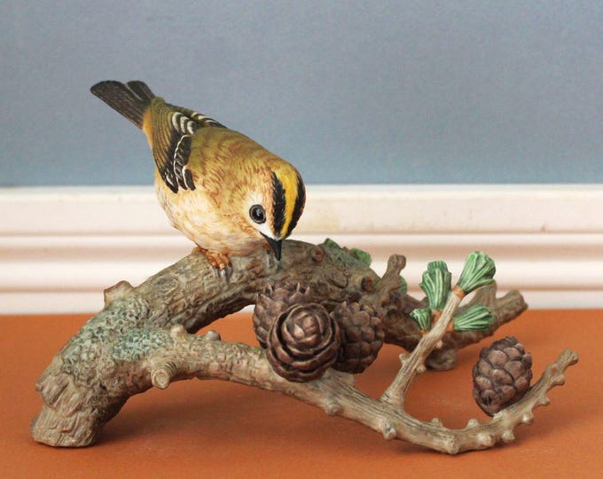 Bird Figurine RSPB Porcelain Goldcrest Franklin Mint Crafted in Japan ...