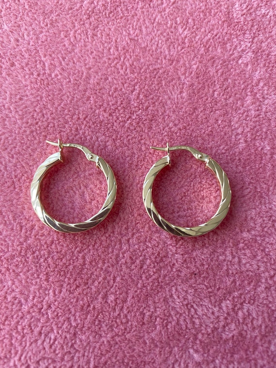 9ct Yellow Gold Diamond Cut Hoop Earrings 20MM Medium Size Hoops Stamped 375 9ct Gold Etsy Canada