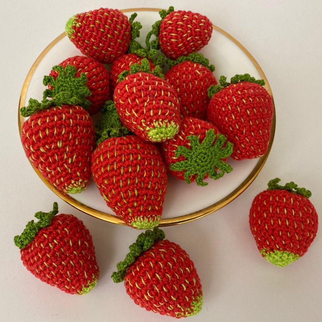 Crochet Strawberry Pattern Easy 12 in 1 Realistic Strawberry Amigurumi ...