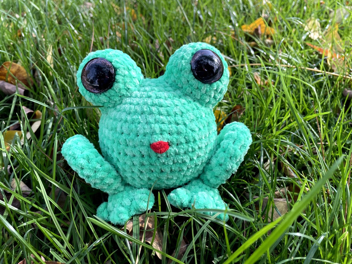 DIY Crochet Frog Pattern Craft Your Own Cuddly Amphibian - Etsy