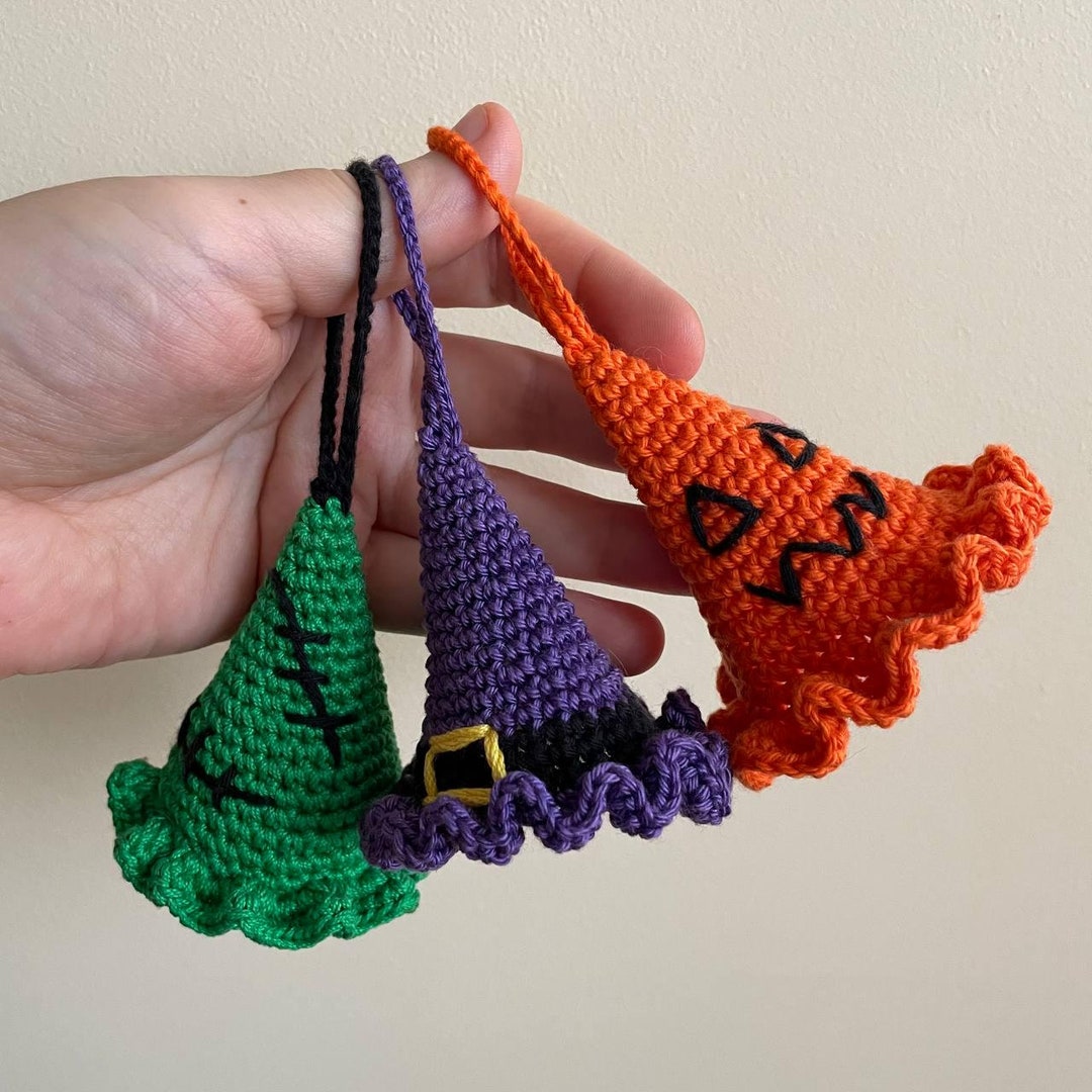 Crochet Witch Hat Keychain Pattern: Halloween Amigurumi (PDF Pattern ...