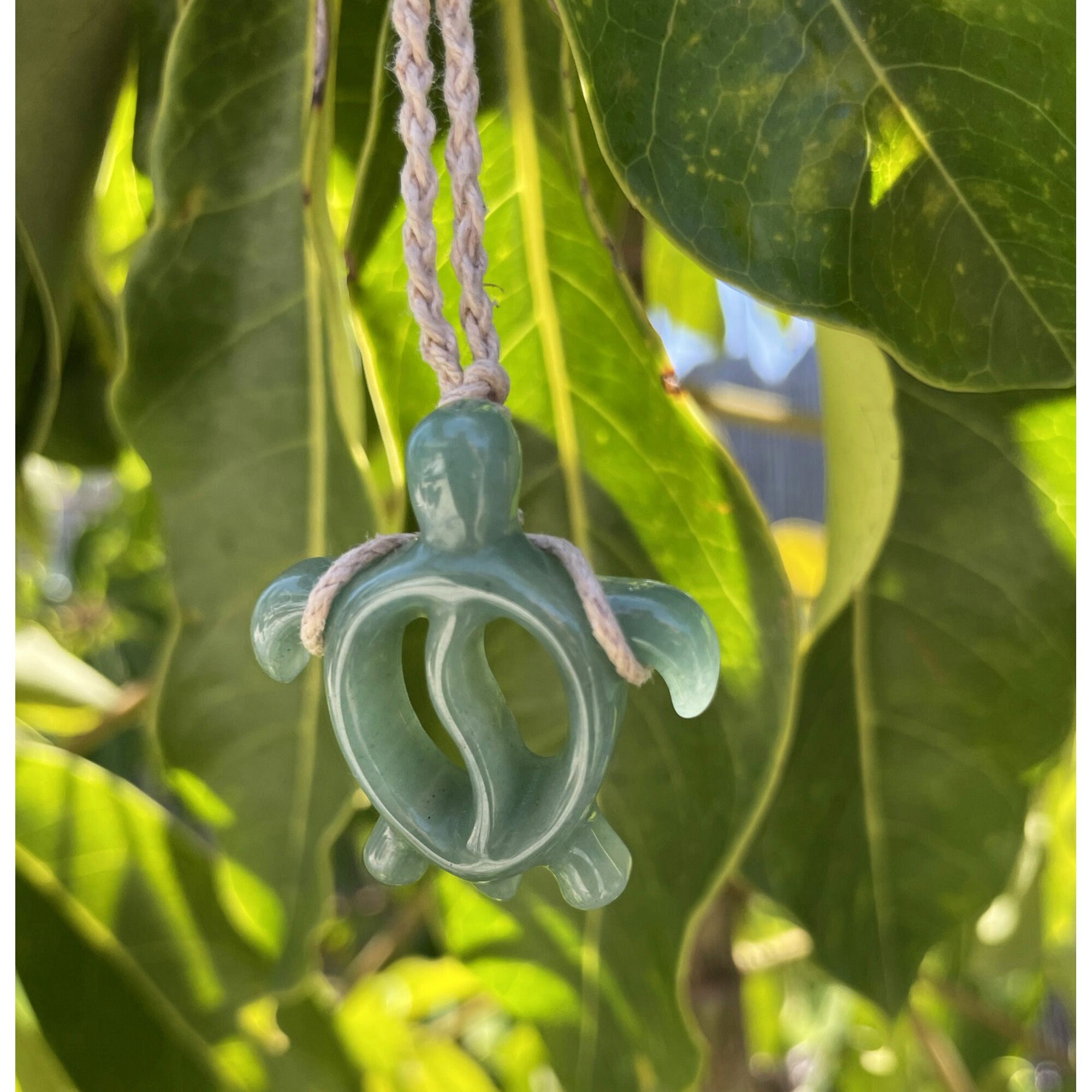Jade Hawaiian Sea Turtle Necklace - Etsy