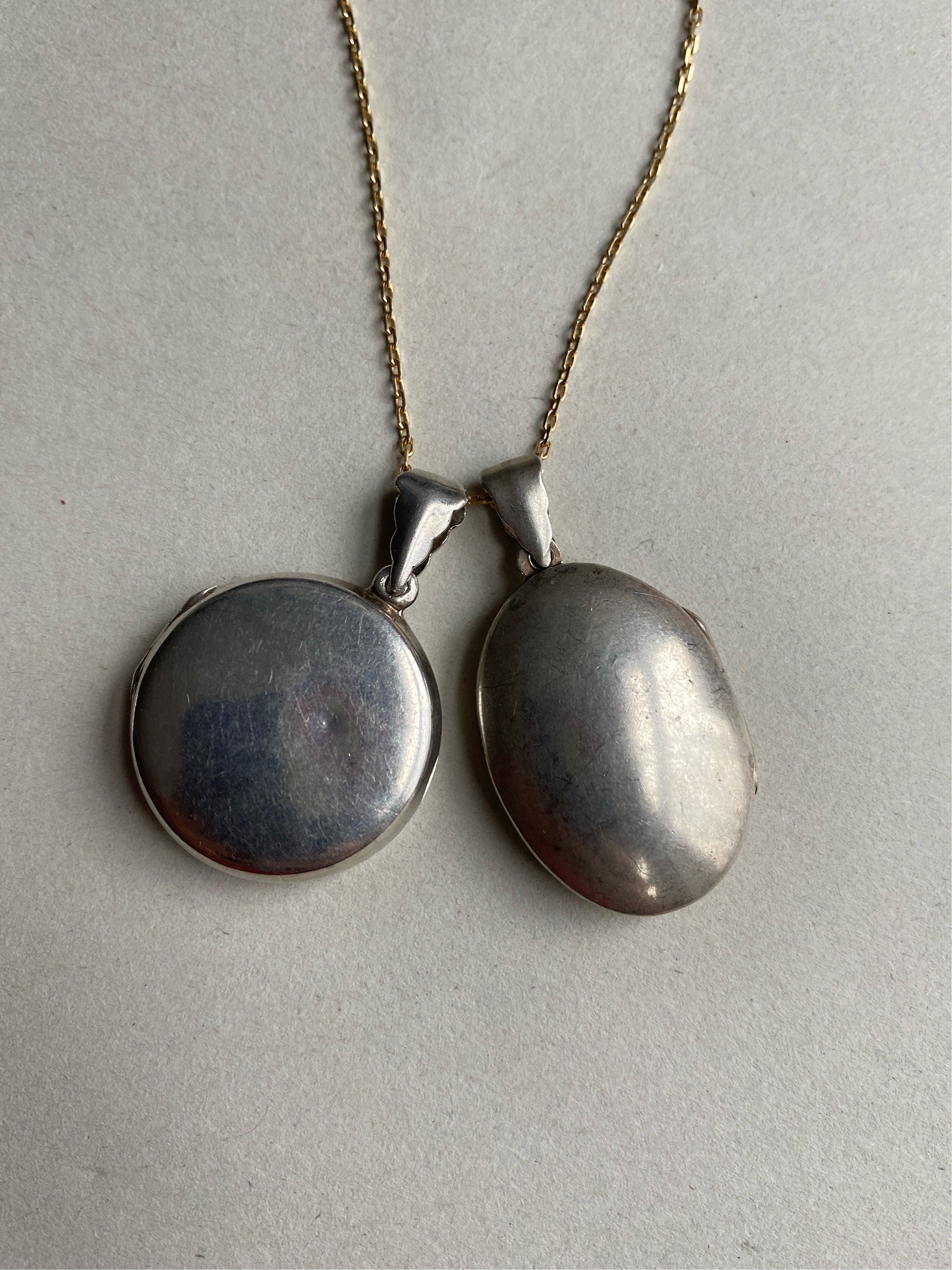 Vintage Sterling Silver Locket Pendants Oval & Round - Etsy