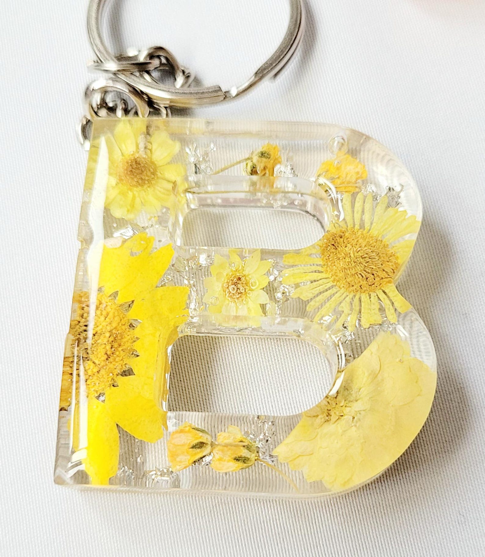 Initial Resin Keyring: Handmade Dried Flower Letter Keychain - Etsy