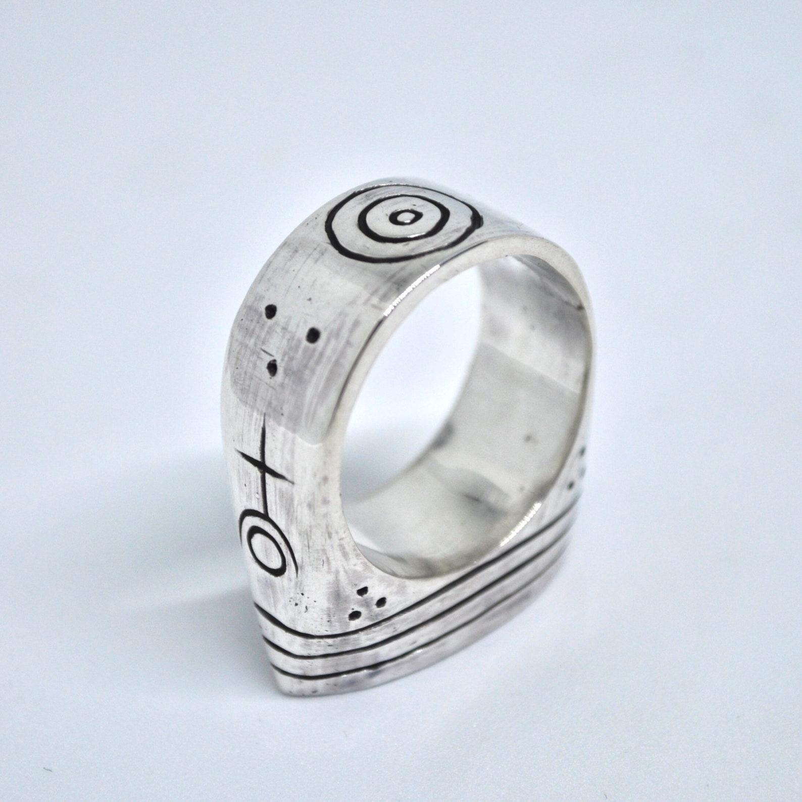 Talisman Ring · Sight in the Night •• MADE TO ORDER •• - Etsy