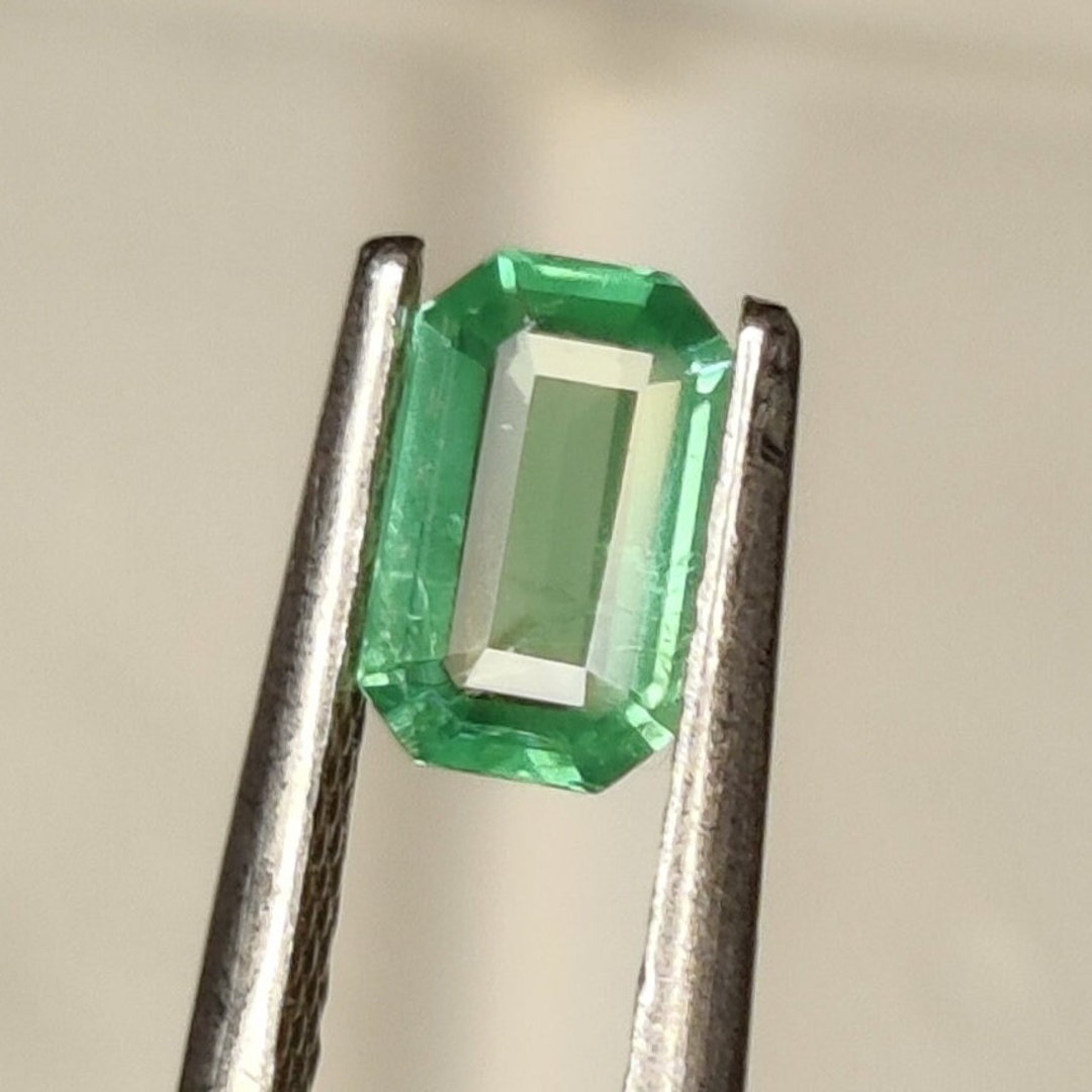 100% Natural Emerald Octagon Cut 5.5x3.5 MM Good Quality Eye Clean ...