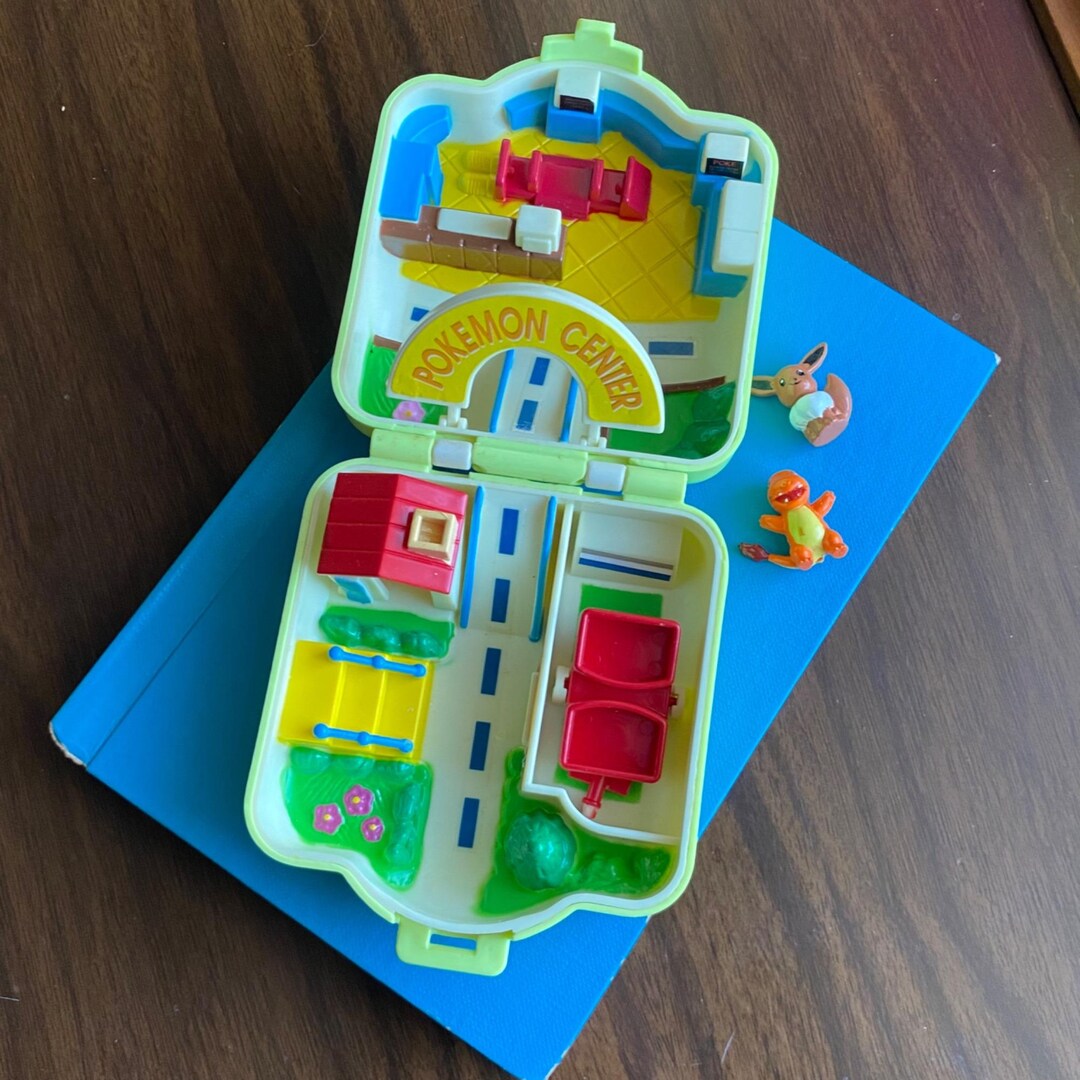 Vintage Pokemon Center Polly Pocket Playset 1997 TOMY Nintendo W ...