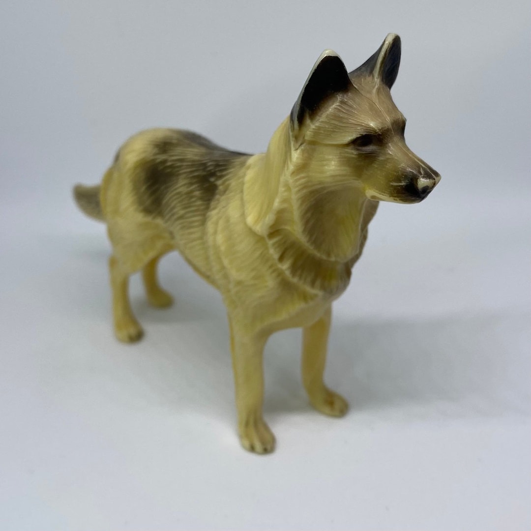 Vintage 1950s Roy Rogers Dog bullet Hartland German Shepard Toy Figure ...
