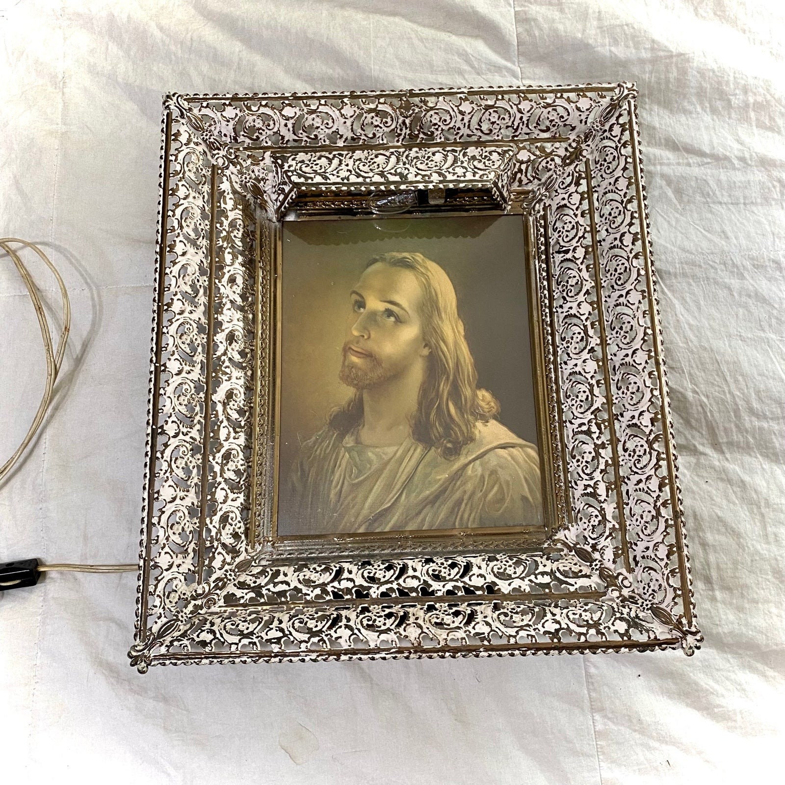 Vintage Jesus Christ Light up Picture in Ornate Metal Frame - Etsy Canada