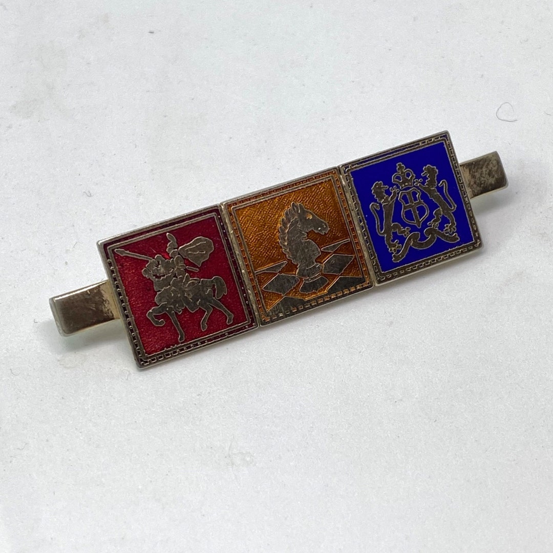 Vintage Heraldic Chess Coat of Arms Knight Lapel Bar Pin Brooch - Etsy